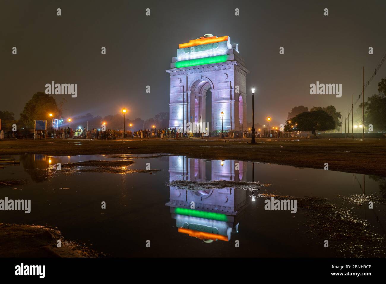Indian city in night hi-res stock photography and images - Alamy