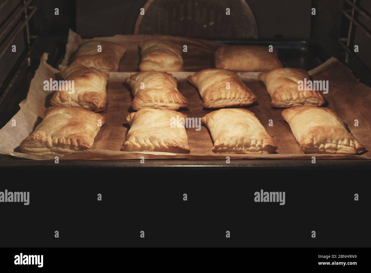 Crunchy crust hi-res stock photography and images - Alamy