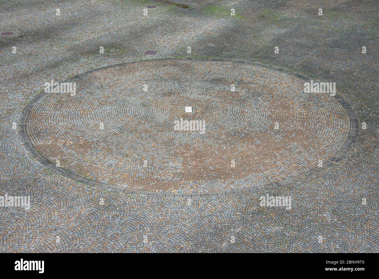 Cobblestone mosaic hi-res stock photography and images - Alamy