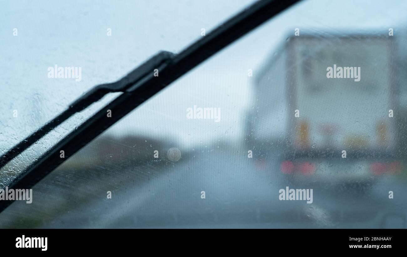 Truck in heavy rain on hi-res stock photography and images - Alamy