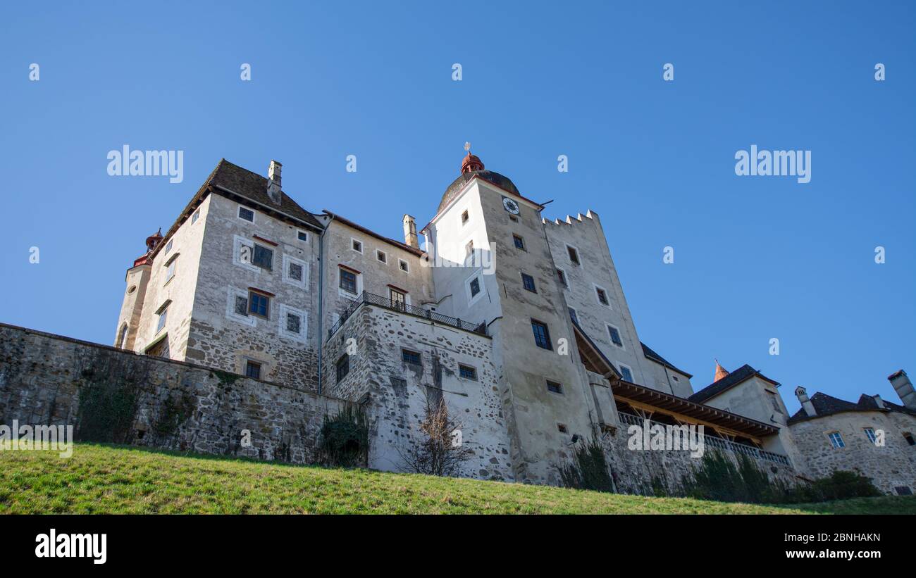The medieval Clam castle in Austria, Perg im Unteren Muehlviertel Stock ...