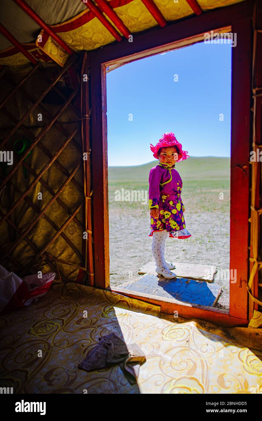 Mongolian girl hi-res stock photography and images - Alamy