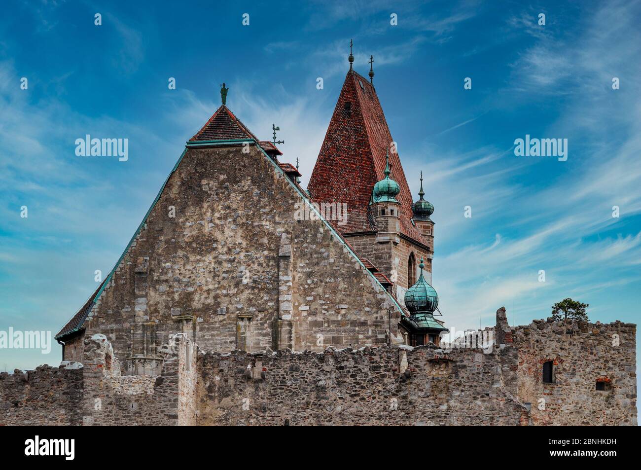 Medieval peel tower hi-res stock photography and images - Alamy
