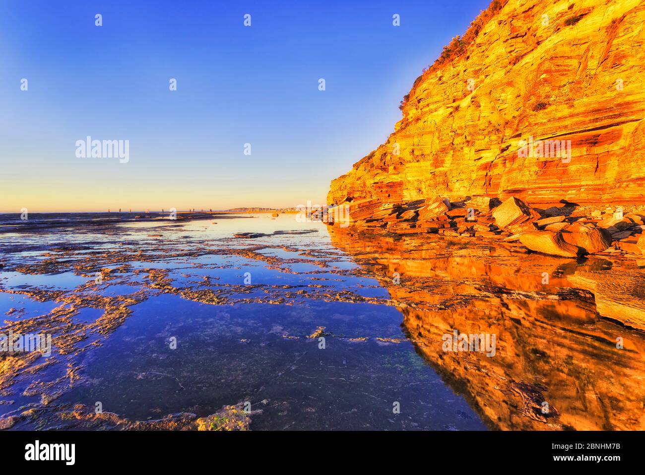 Land mass hi-res stock photography and images - Alamy