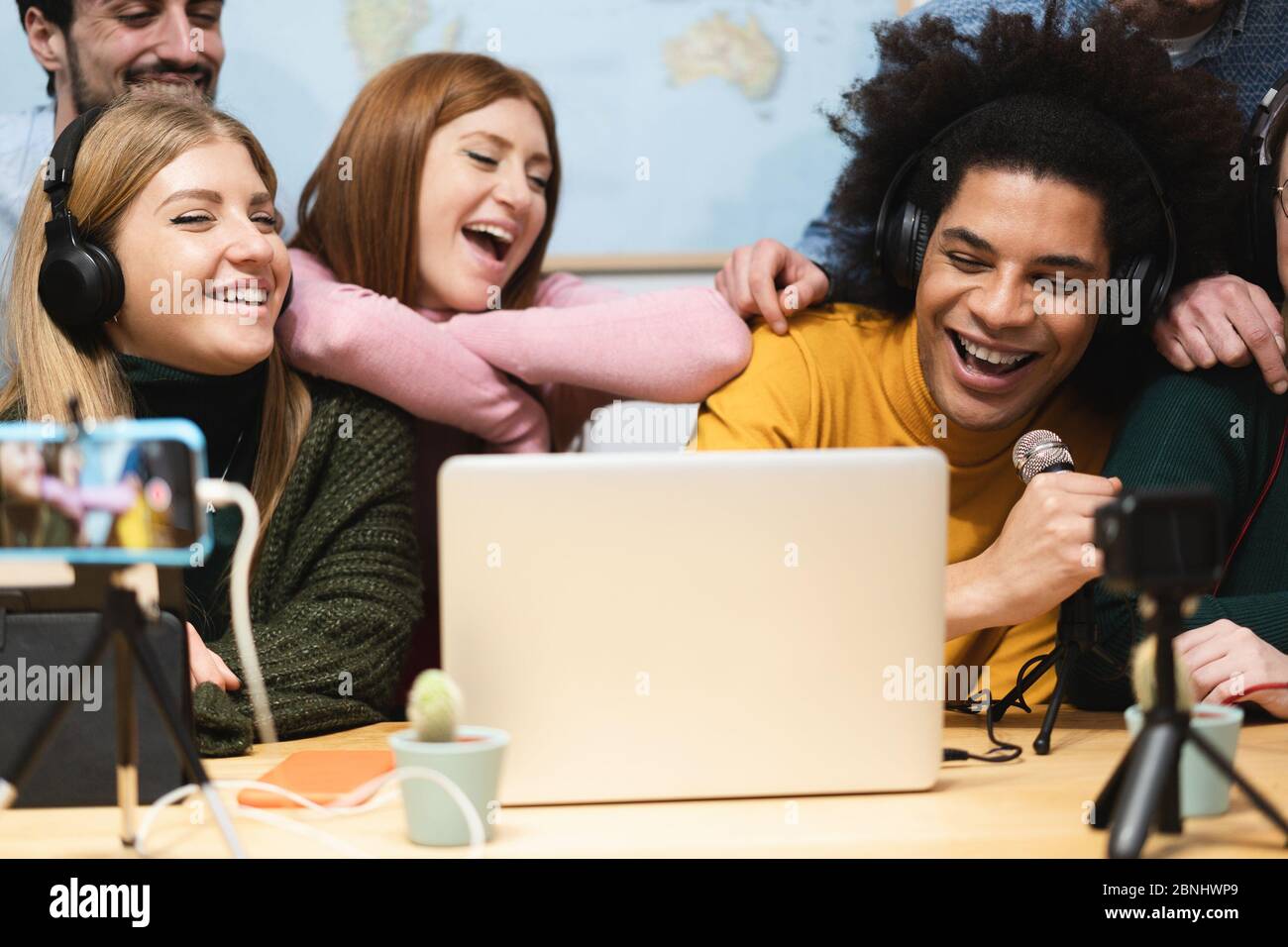 Young people friends streaming online in social network - Contents ...