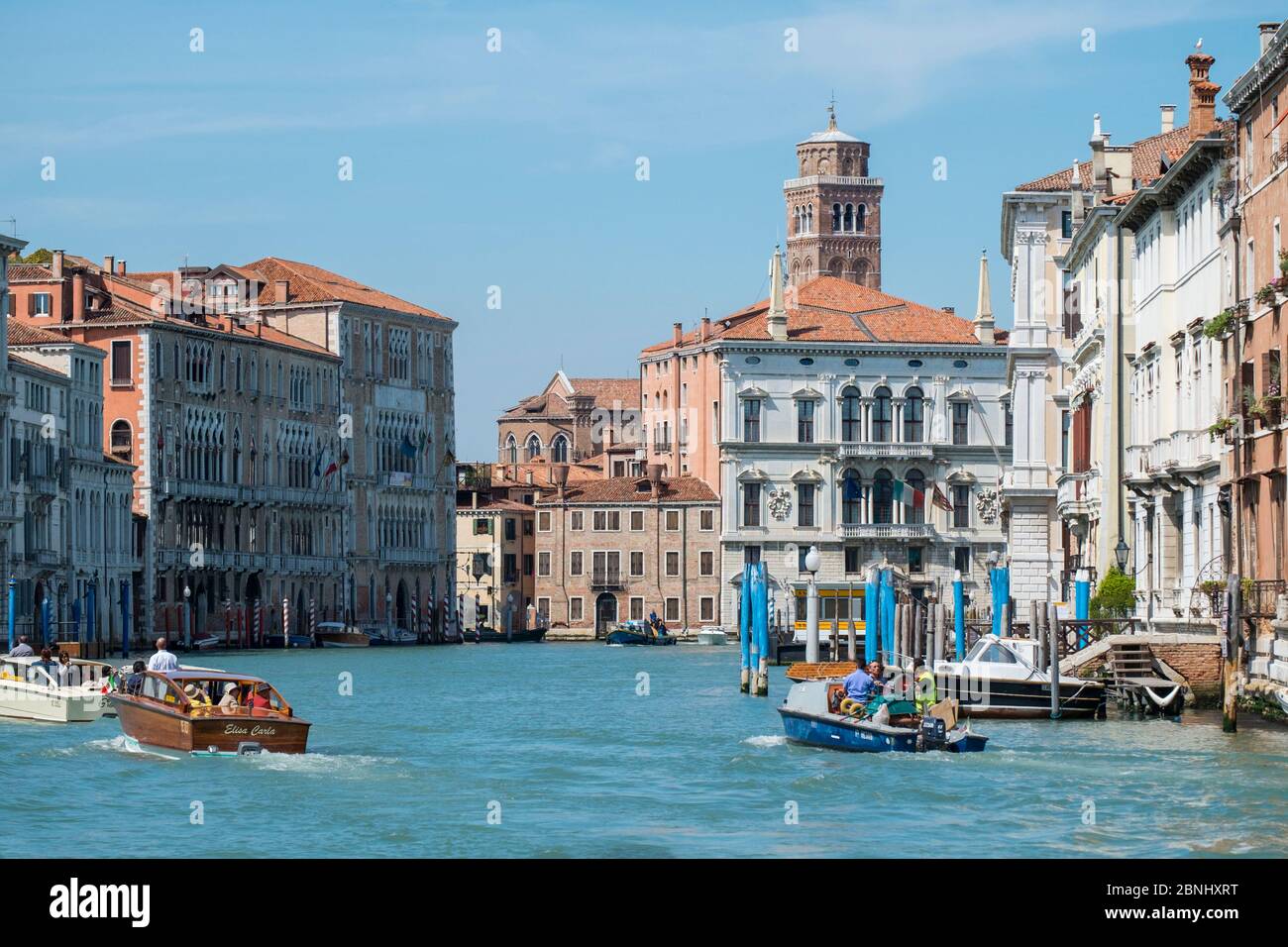 Venice canal boats sunlight hi-res stock photography and images - Alamy