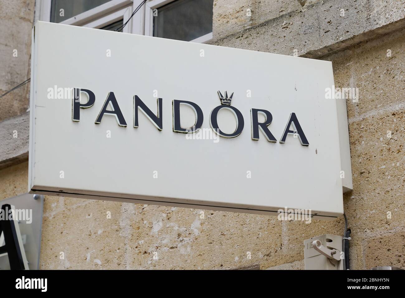 Pandora sign hi-res stock photography and images - Alamy