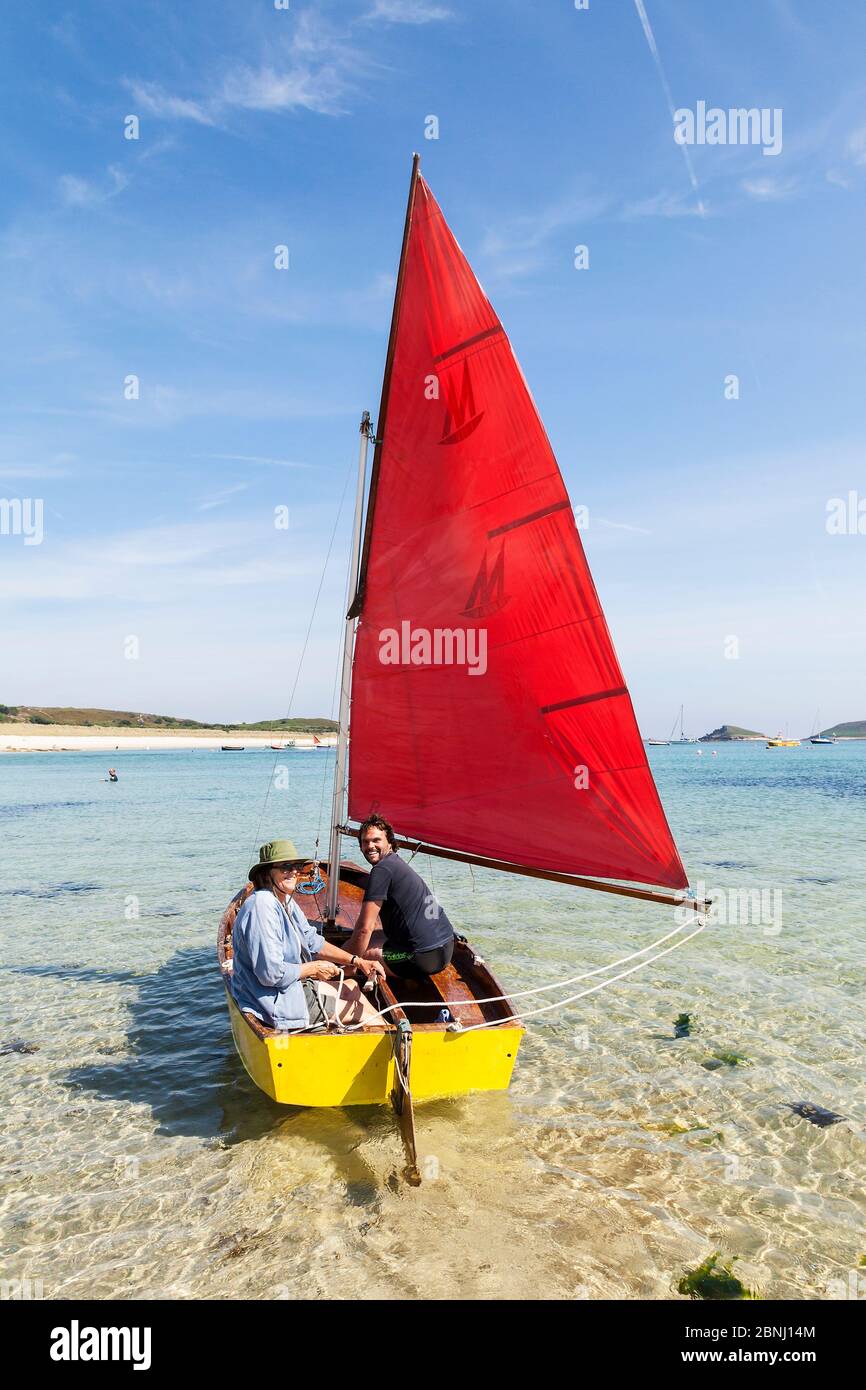 Mirror dinghy scilly hi-res stock photography and images - Alamy