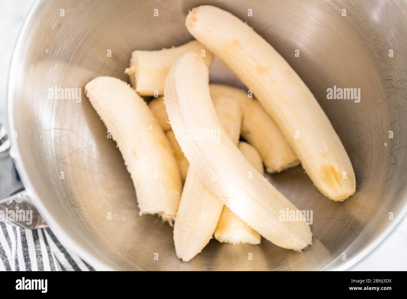 Smashing nuts hi-res stock photography and images - Alamy