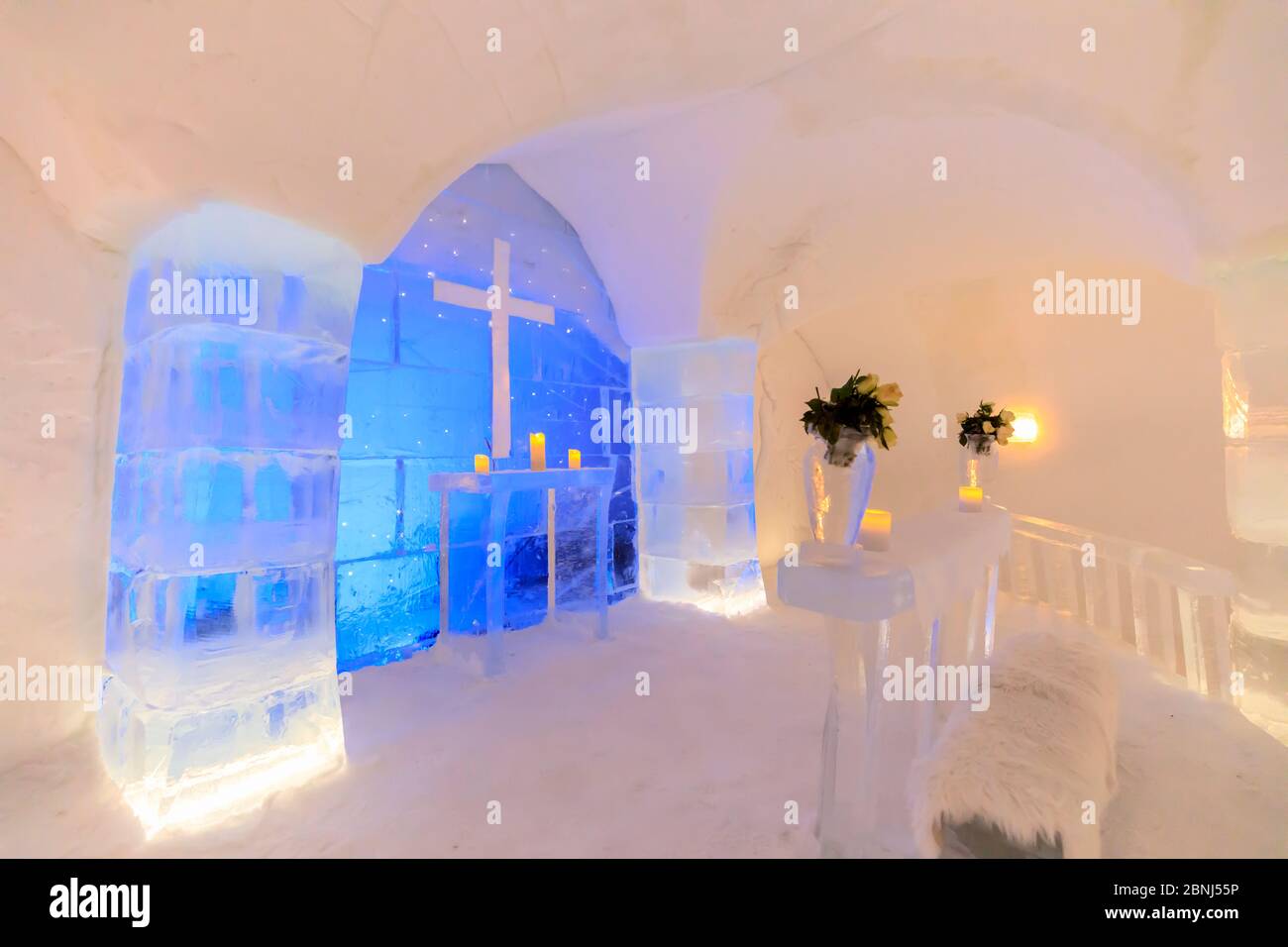Sorrisniva Igloo Hotel, ice hotel in winter, striking sculpture, chapel ...
