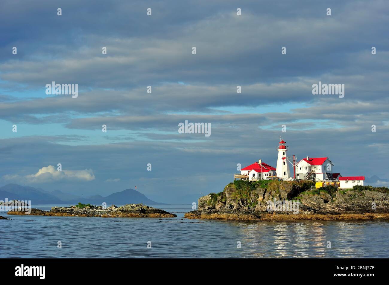 Lighthouse of green island hi-res stock photography and images - Alamy