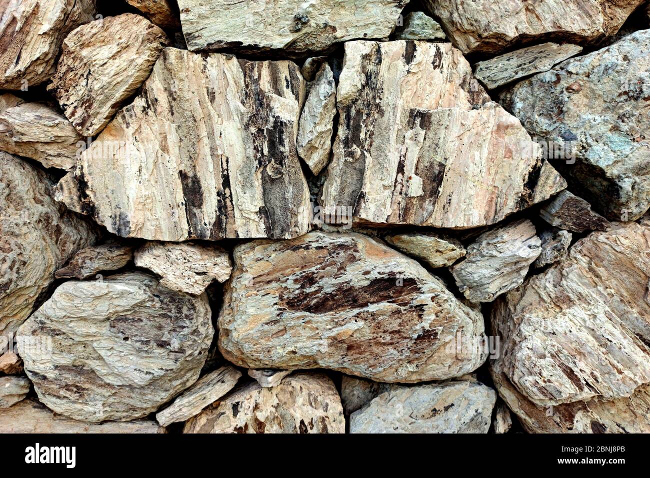 Natural stone wall, copy space - structures as background Stock Photo ...