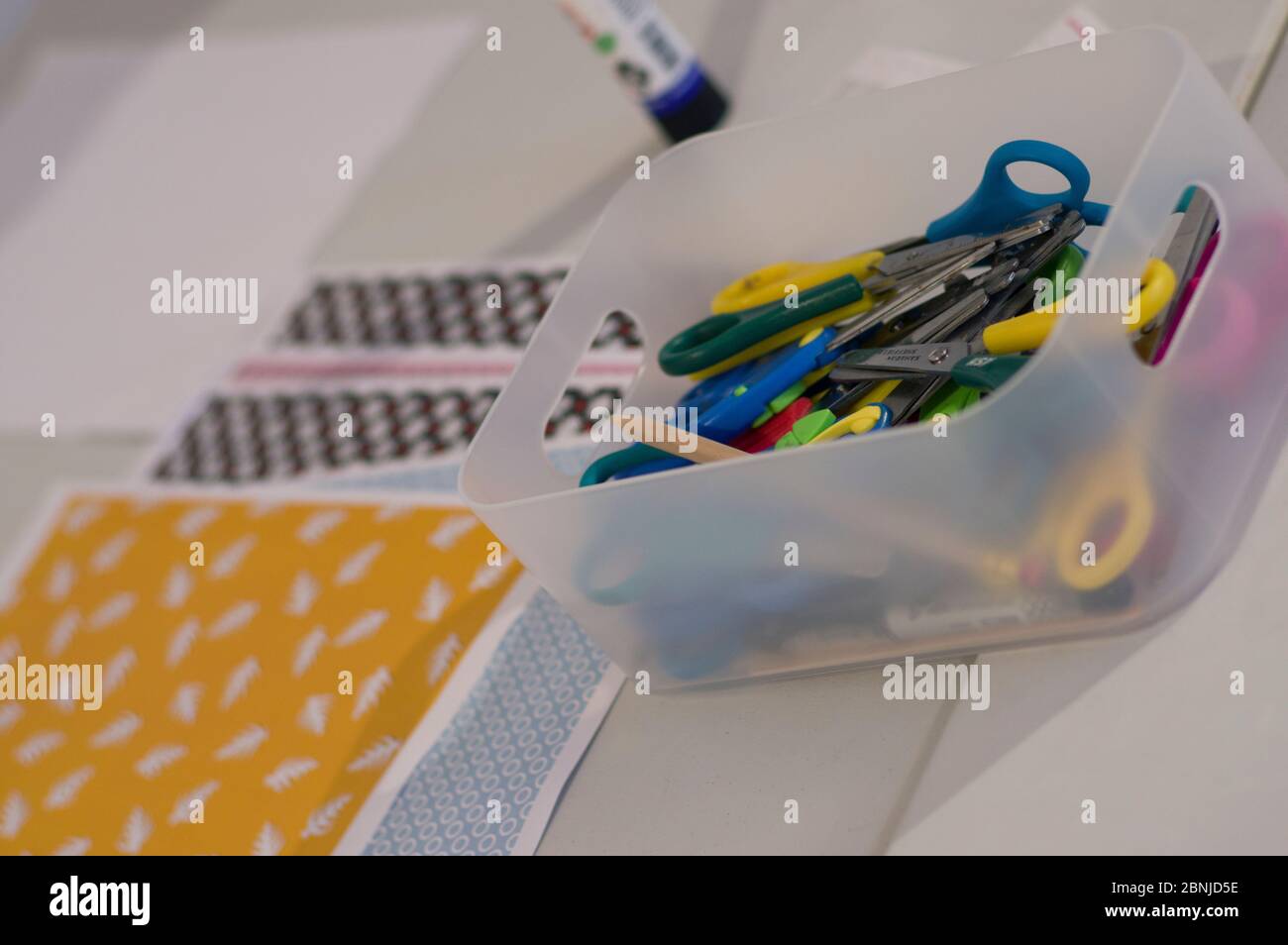 Cutting activities for kids hi-res stock photography and images - Alamy