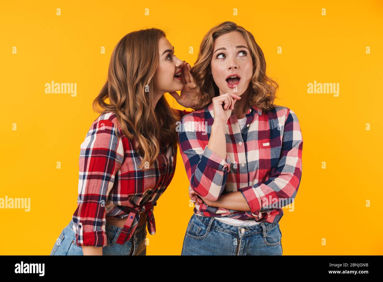 Two girls talking to each other hi-res stock photography and images - Alamy