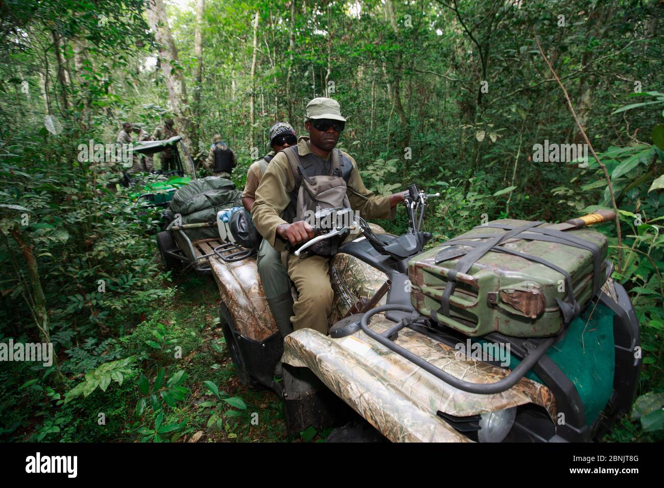 Anti-poaching patrol equipped by the Aspinal Foundation in Bateke ...