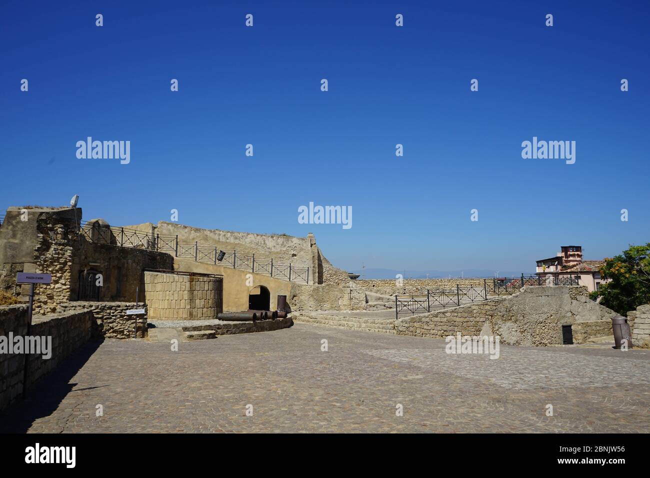 Crotone carlo castle italy hi-res stock photography and images - Alamy