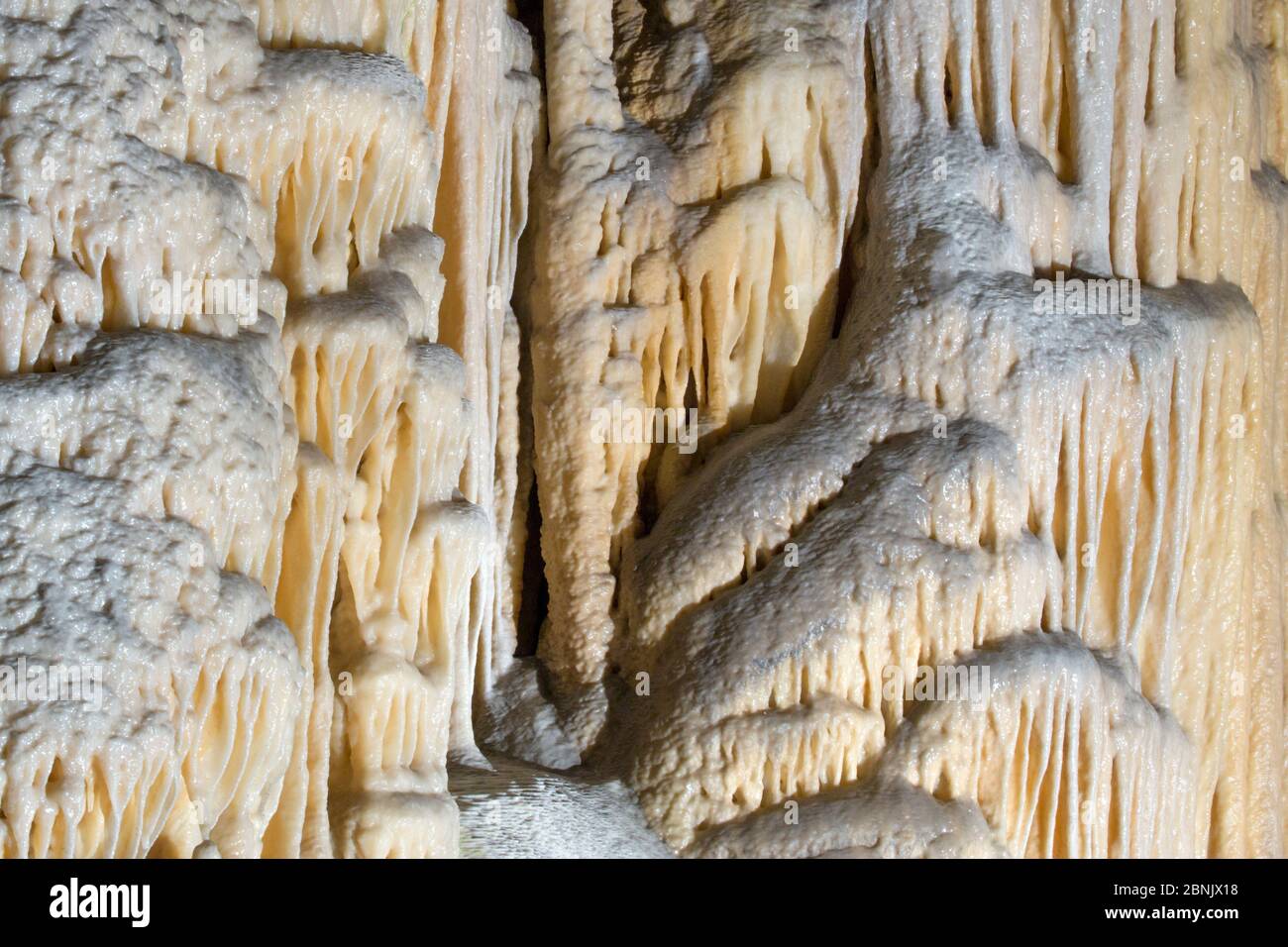 Karst cave flowstone hi-res stock photography and images - Alamy