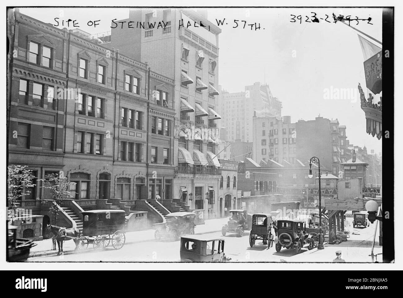 Steinway hall hi-res stock photography and images - Alamy