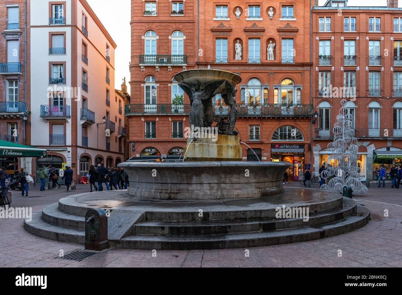 Fountain trinite hi-res stock photography and images - Alamy