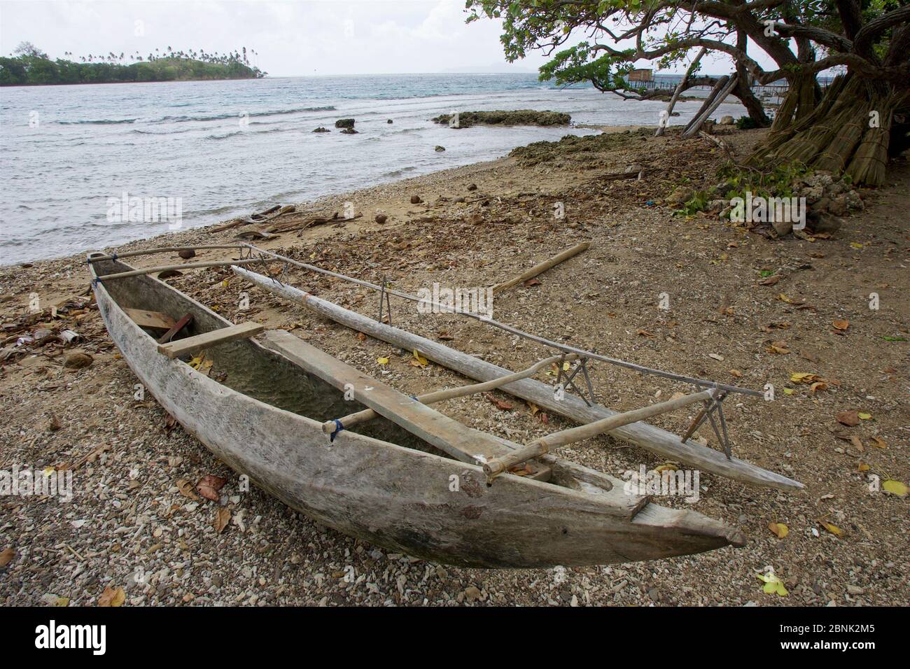 Traditional canoes on the beach. Papua New Guinea Stock Photo - Alamy