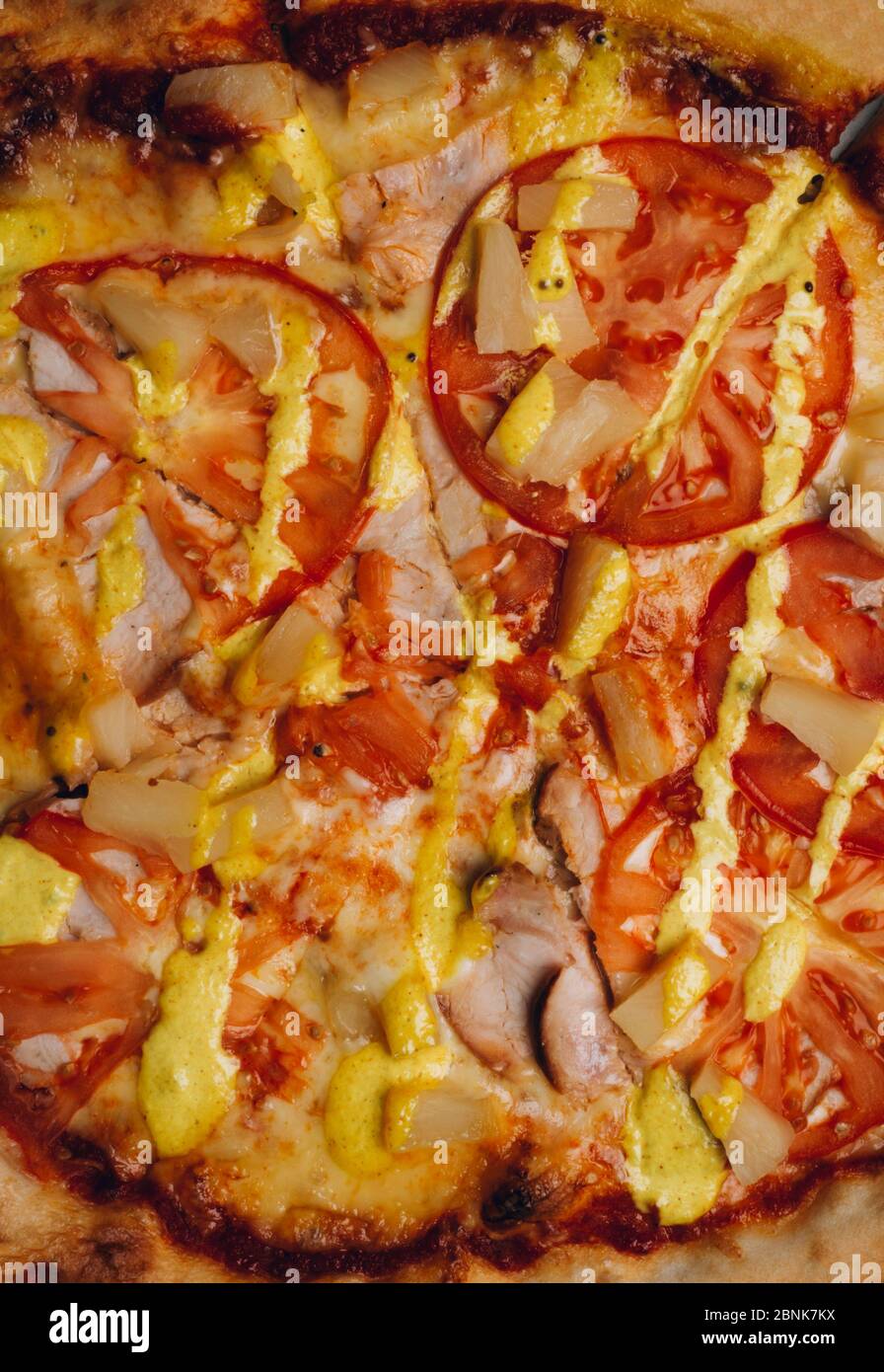 Teriyaki chicken pizza hi-res stock photography and images - Alamy