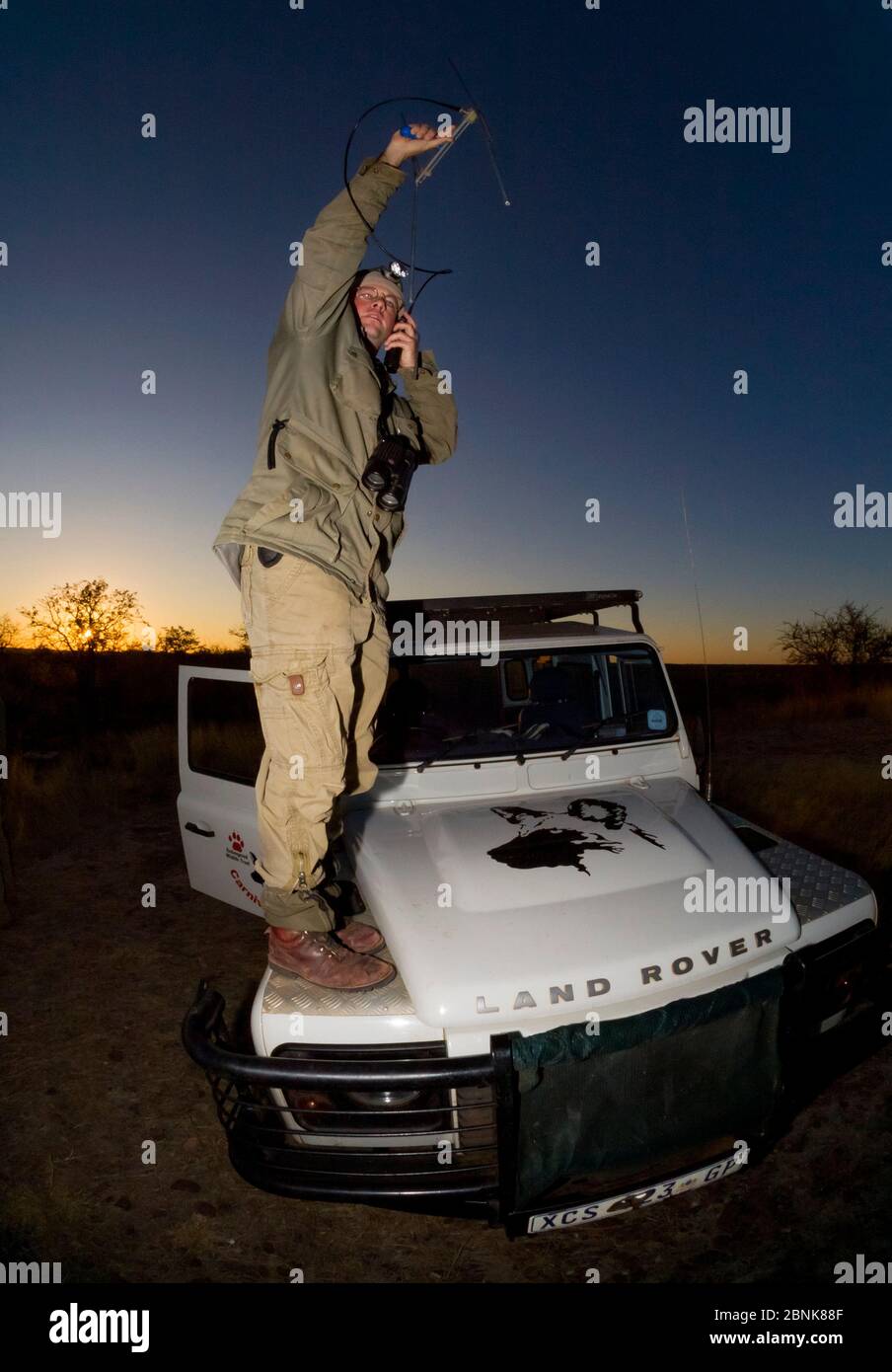 Animal tracking scientist hi-res stock photography and images - Alamy