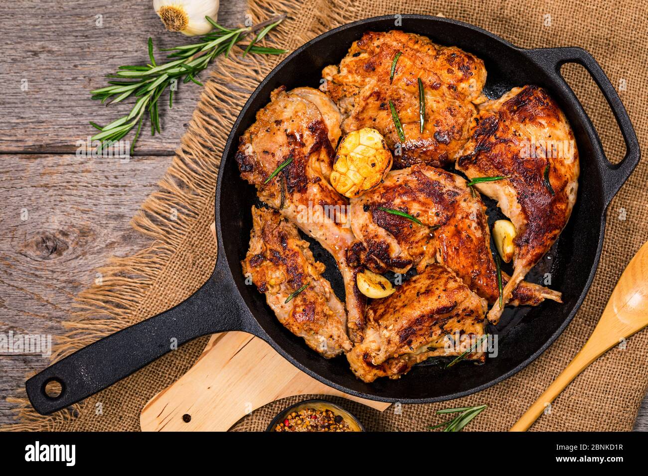 Rabbit on rosemary and garlic hi-res stock photography and images - Alamy