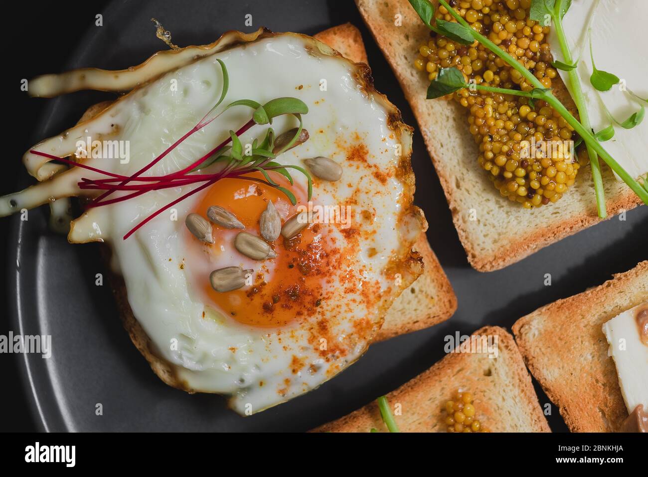 Fast paste hi-res stock photography and images - Alamy