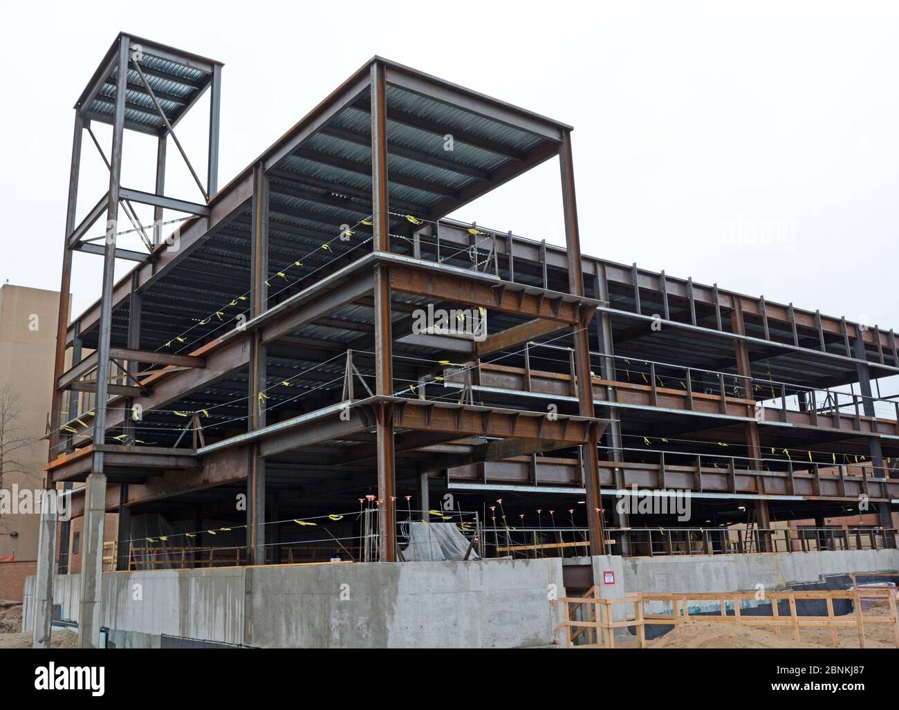 Steel beams girders hi-res stock photography and images - Alamy