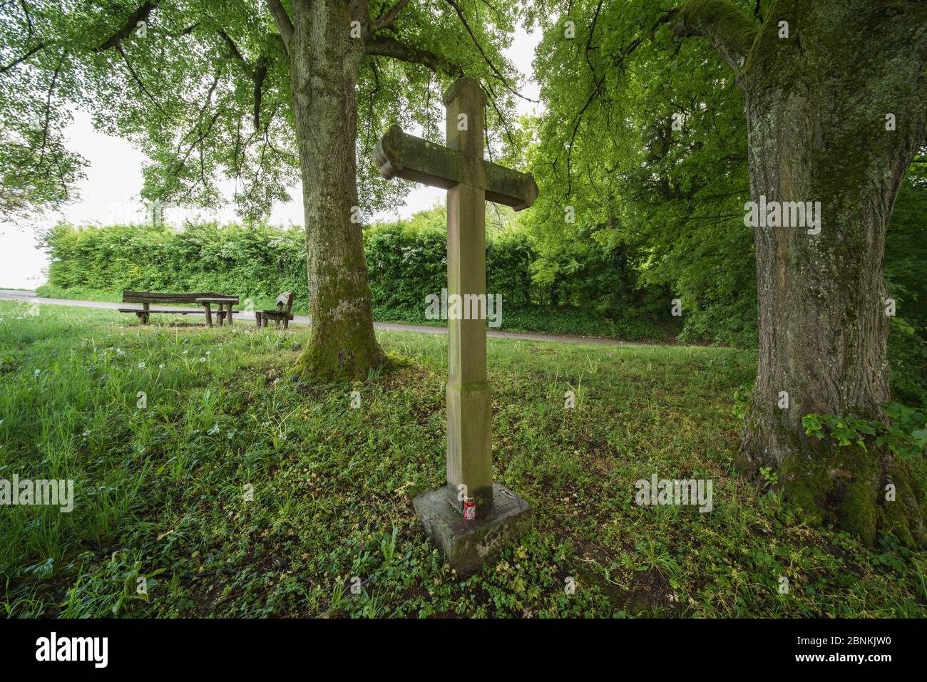 Catholic cross between large hi-res stock photography and images - Alamy