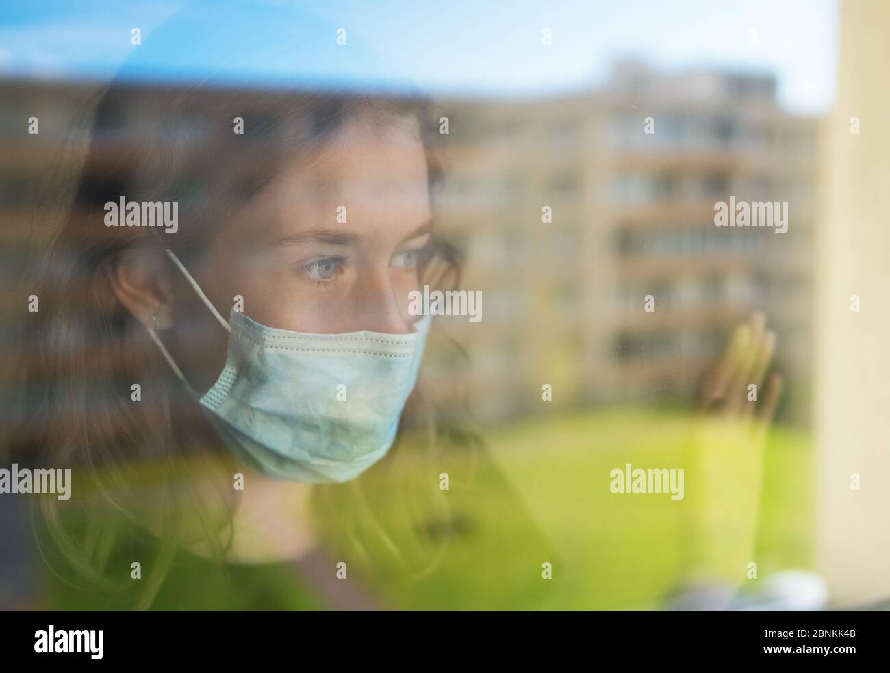 Sad girl child behind hi-res stock photography and images - Alamy