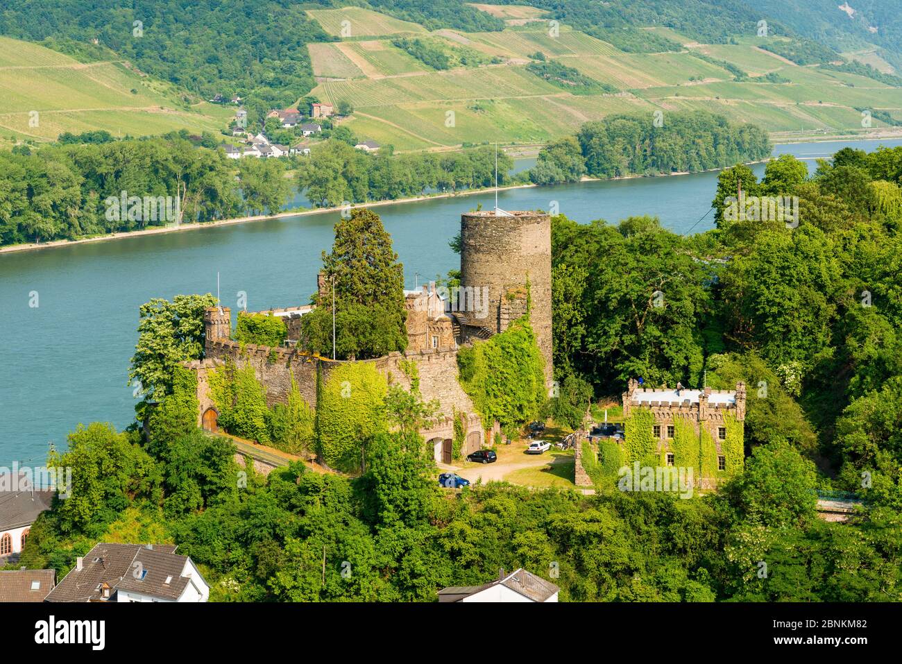 Heimburg, or Hoheneck or Hohneck in Niederheimbach on the Middle Rhine ...