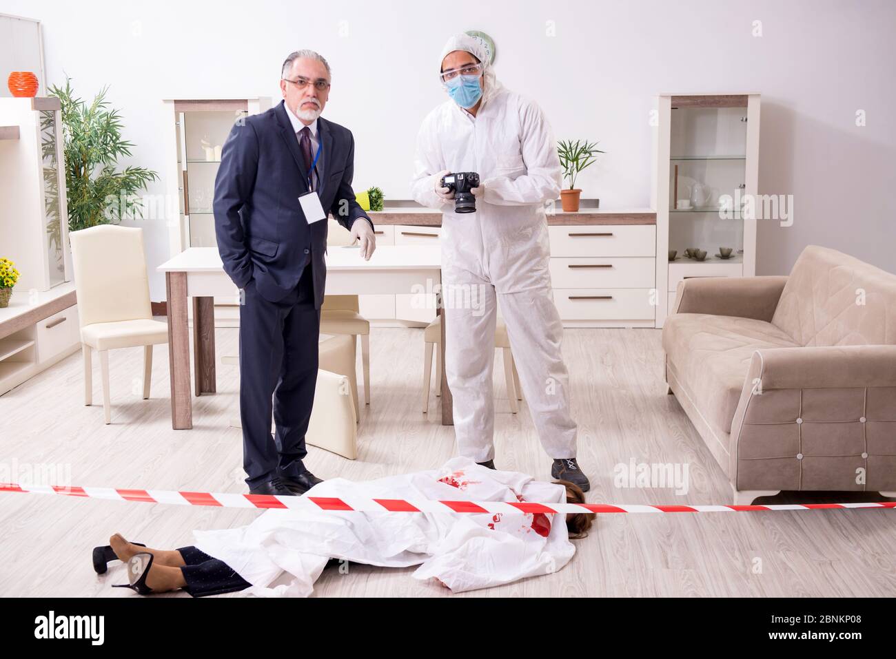 Forensic expert taking blood hi-res stock photography and images - Alamy