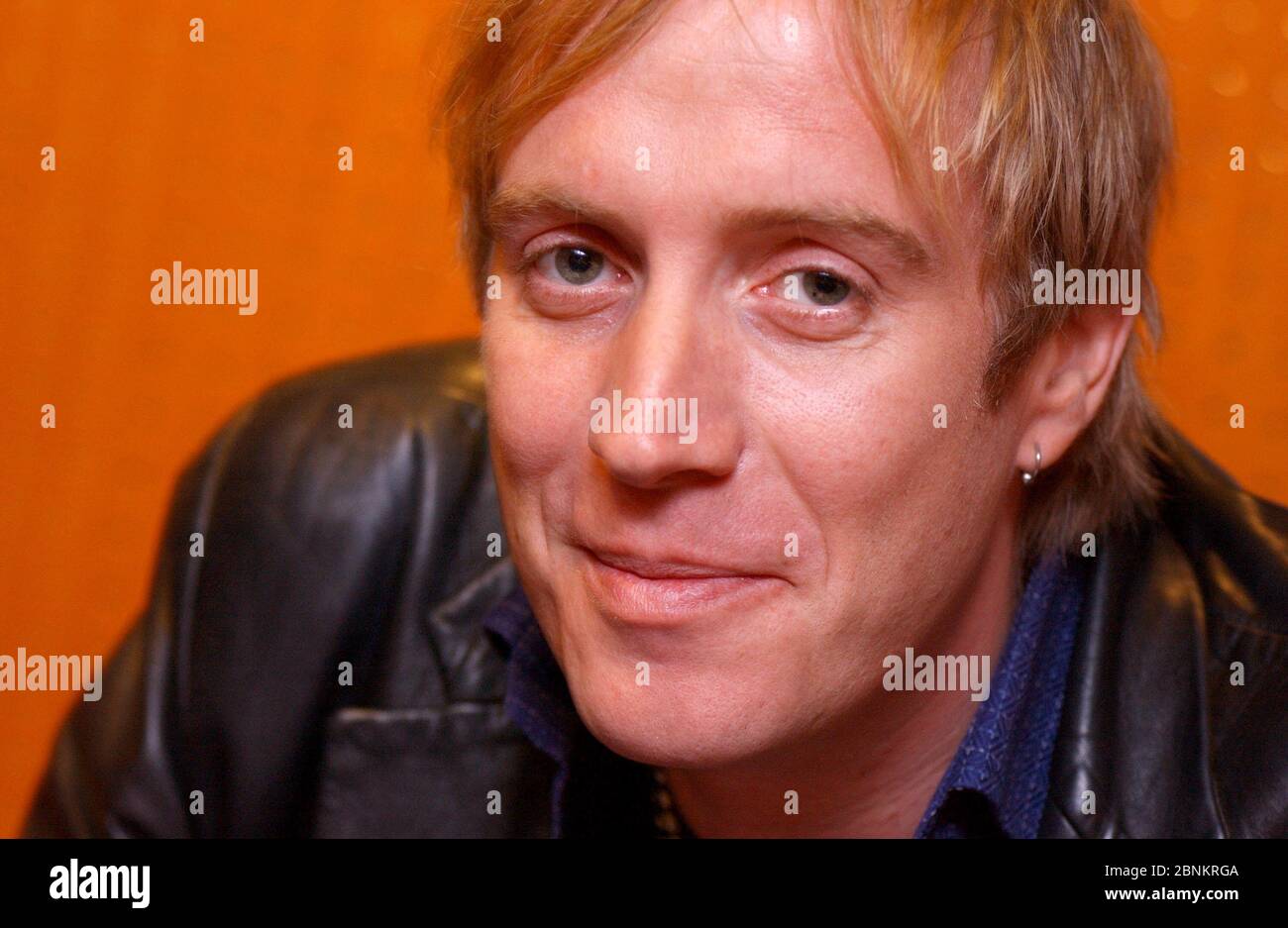 Enduring love film hi-res stock photography and images - Alamy