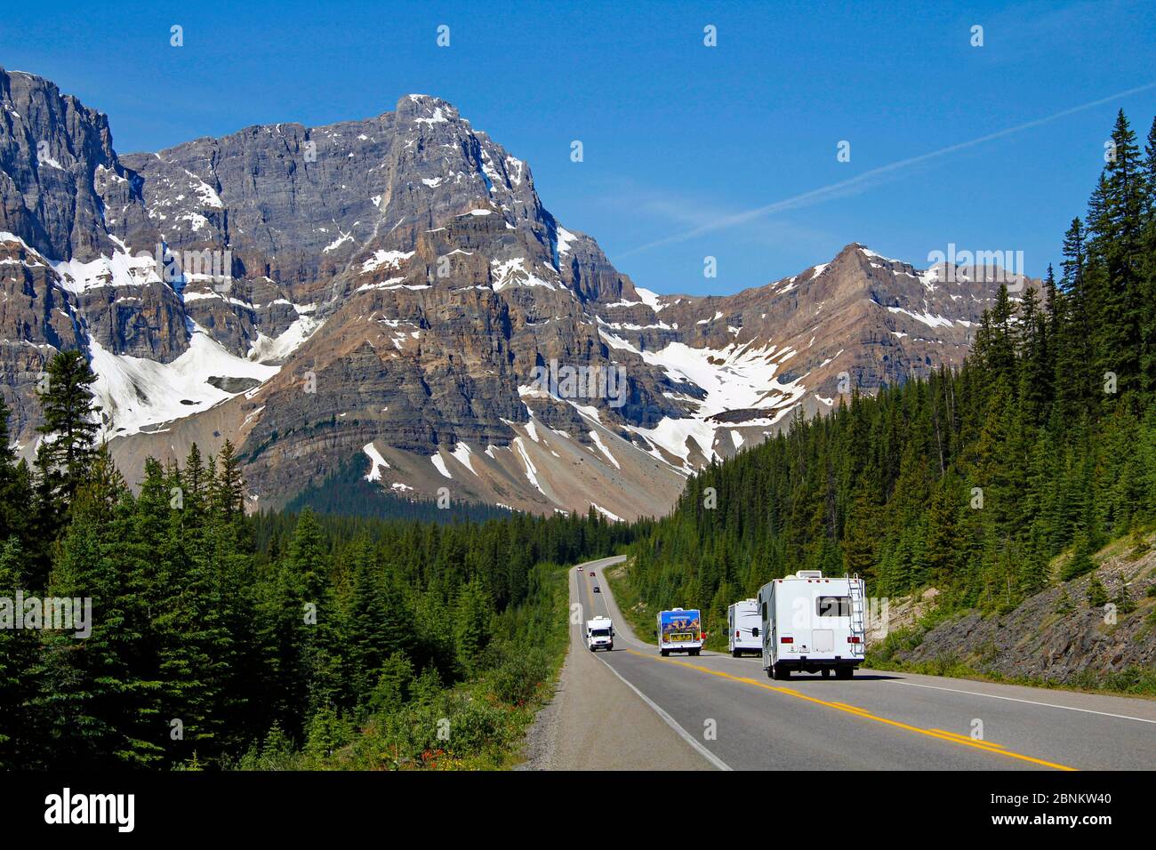 Icefields Parkway, Banff National Park, Alberta, Rocky Mountains ...