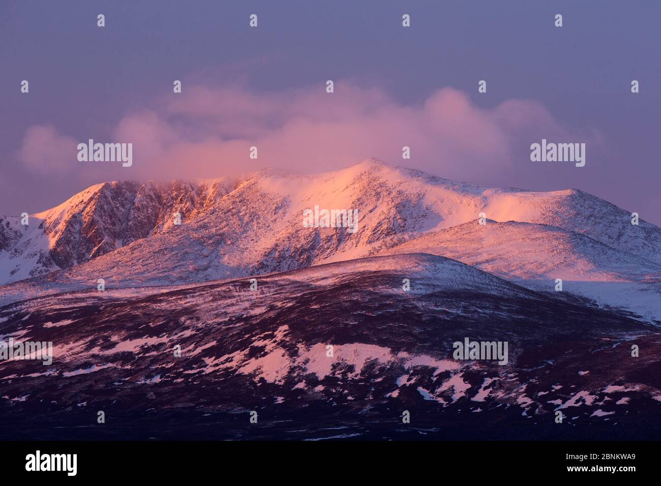 Lochnagar in winter aberdeenshire hi-res stock photography and images ...