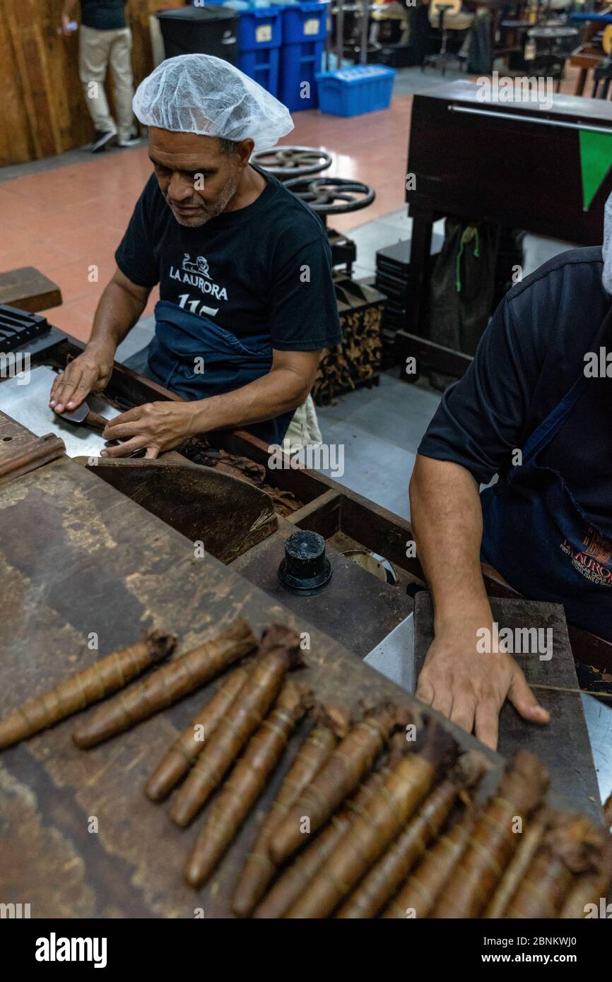 Caribbean, Greater Antilles, Dominican Republic, Santiago, cigar roller ...