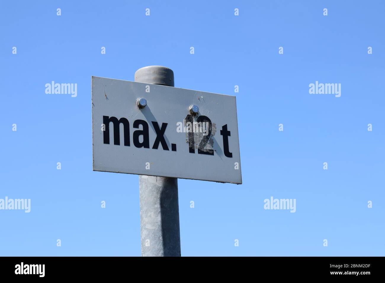 12 tons limit for the bridge Stock Photo - Alamy