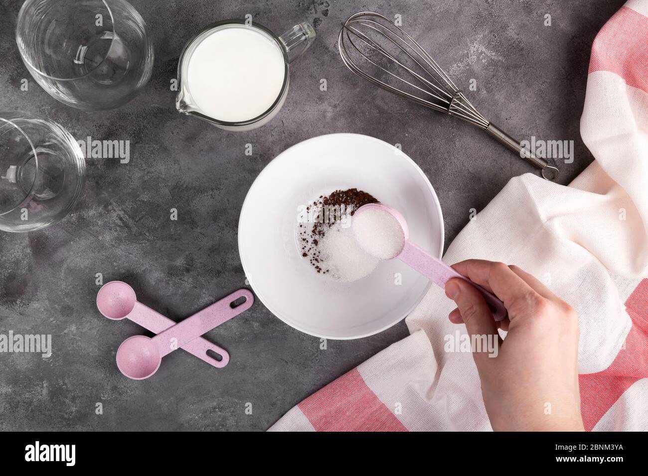 Cooking popular Korean Dalgon coffee step by step. Step 2 into whipping ...