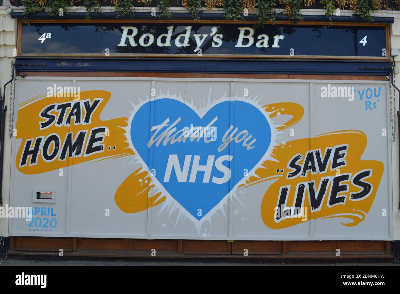 Nhs pandemic street art hi-res stock photography and images - Alamy