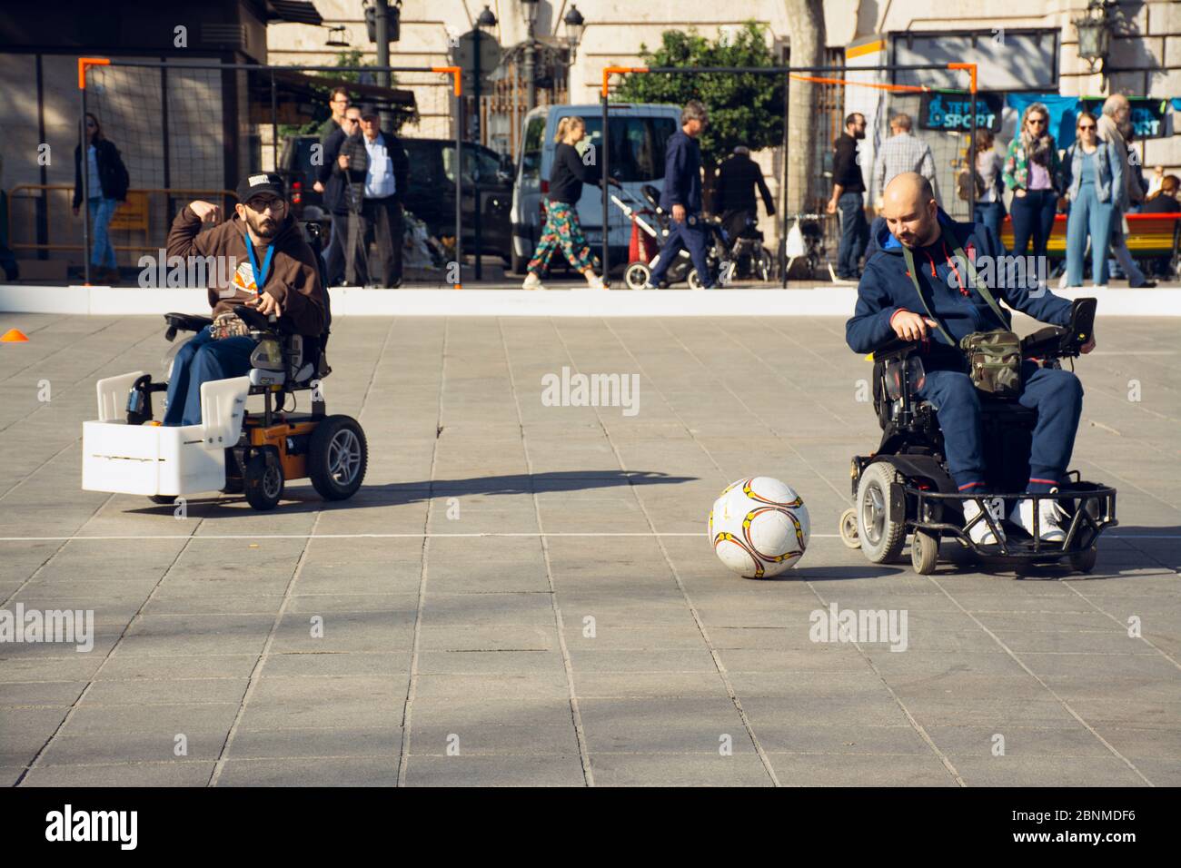 Wheelchair playing football hi-res stock photography and images - Alamy