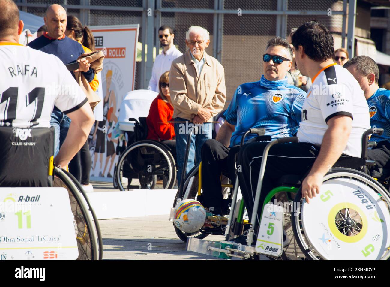 Wheelchair playing football hi-res stock photography and images - Alamy