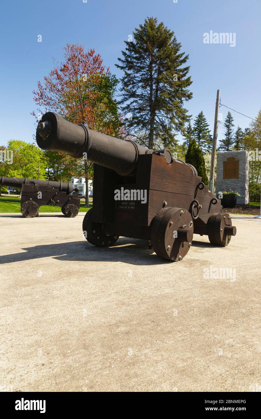 Reproduction of a British Naval Cannon in Remembrance Park in Greenland ...