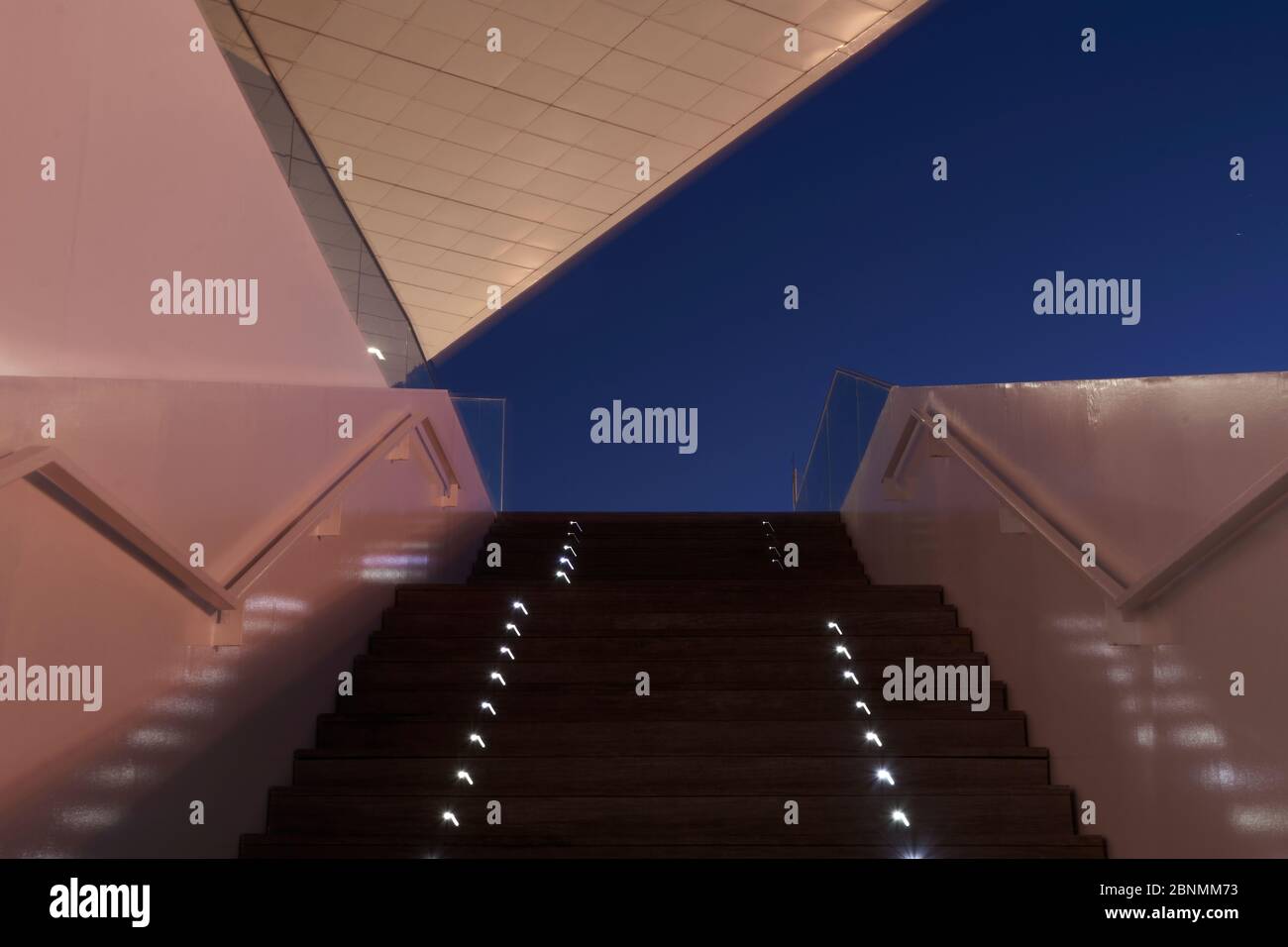 Modernist building, in the blue hour, symmetry, parallel lines, blue ...