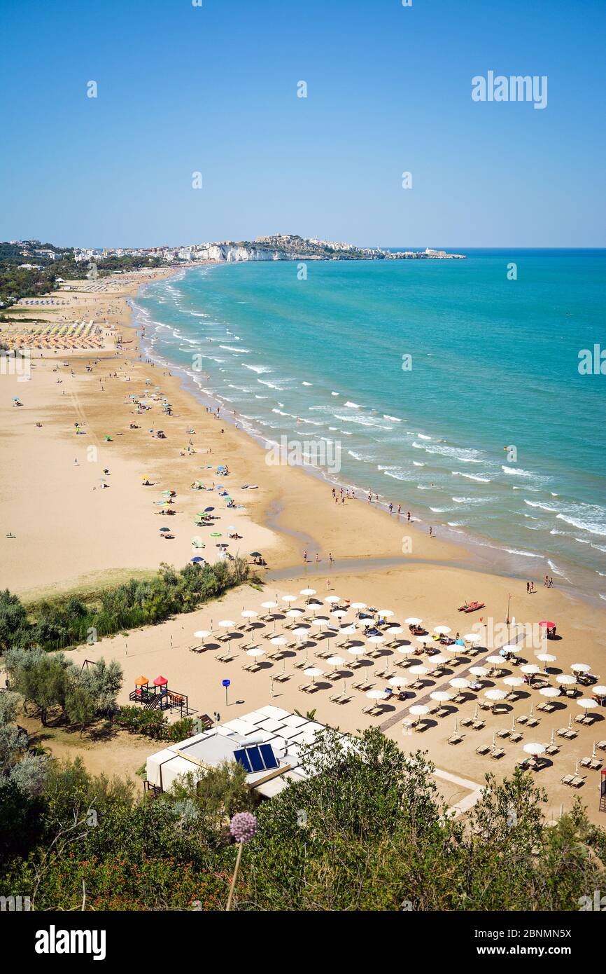 Coast gargano national park puglia hi-res stock photography and images ...