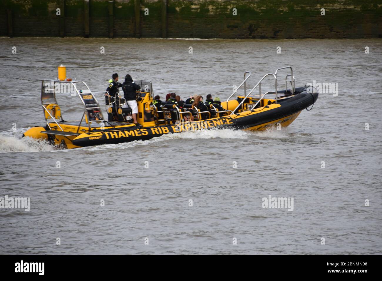 A Thames rib experience speedboat in the River Thames in London ...