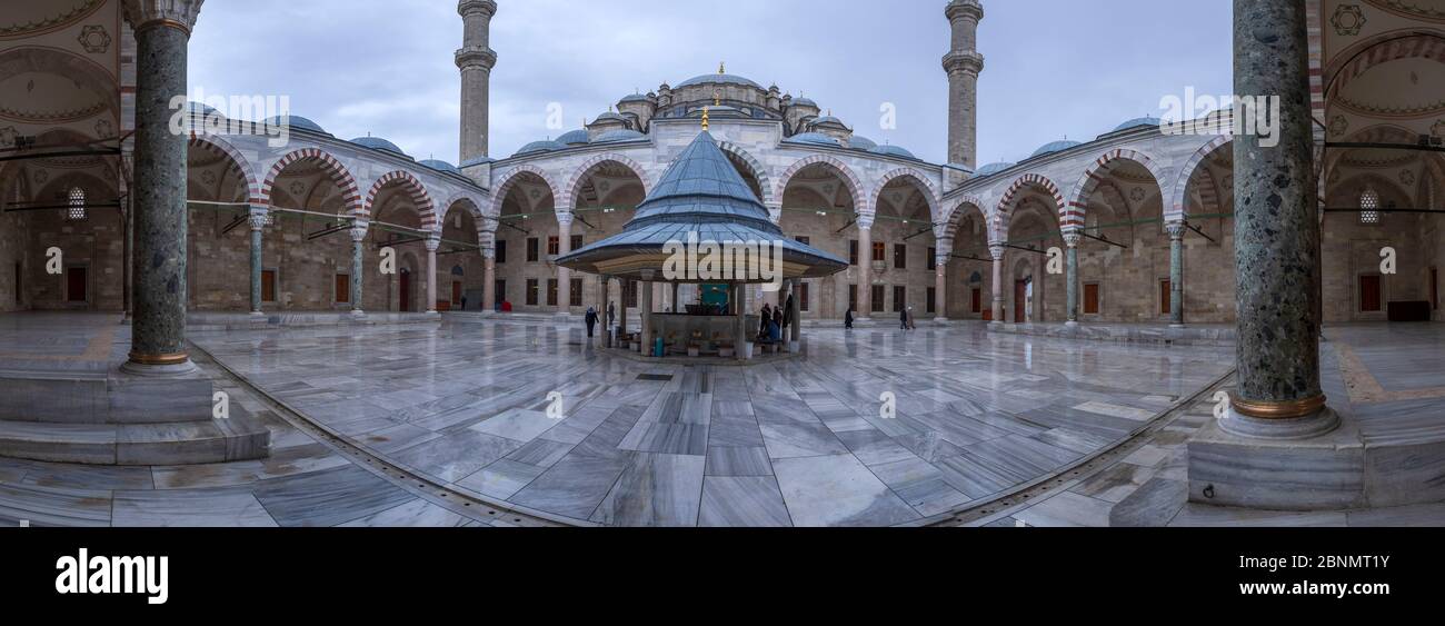Turkey, Istanbul, Fatih municipality, quarter of Fatih, Fatih mosque ...