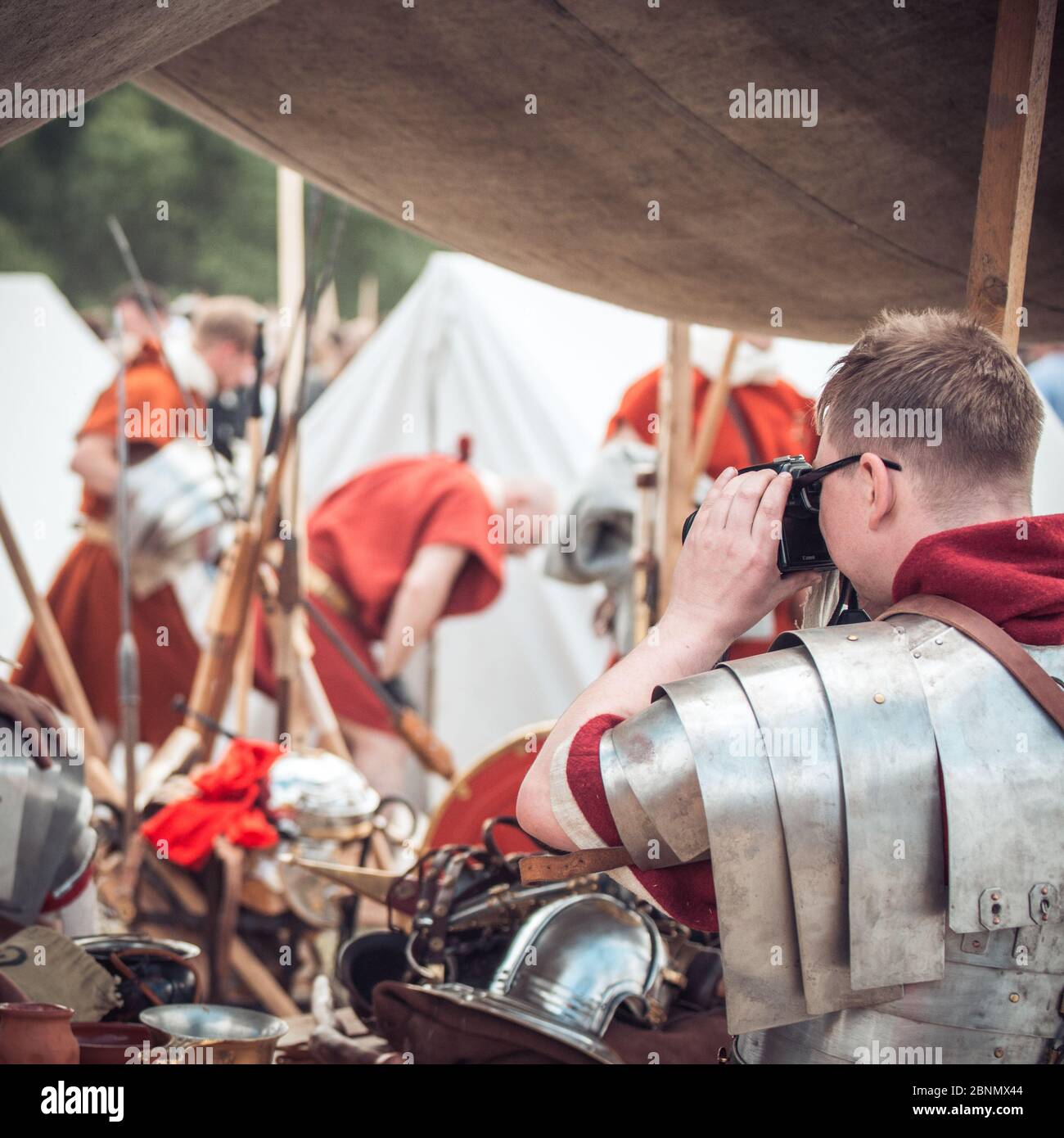 Women in ancient army uniform hi-res stock photography and images - Alamy