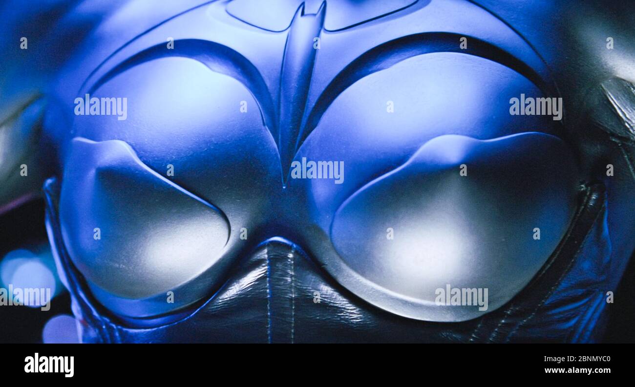 USA. Alicia Silverstone in a scene from the ©Warner Bros film : Batman ...