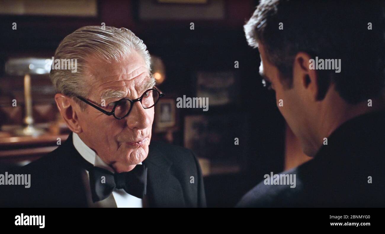 Batman robin gotham still hi-res stock photography and images - Alamy